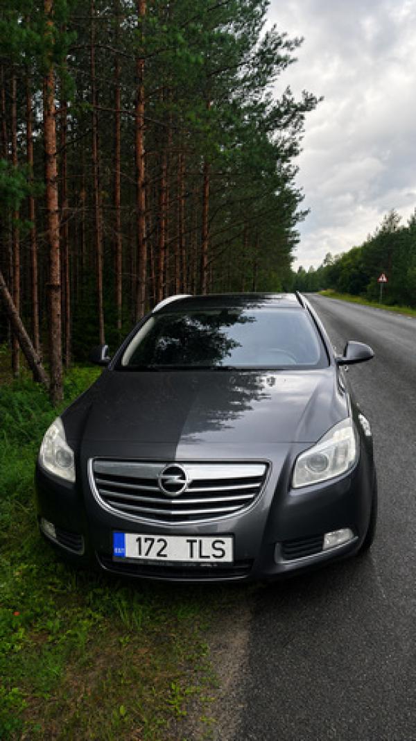 Opel Insignia 2012 in Tapa, with an engine capacity of 0.00 L and mileage of 415 thousand km for 2800 €, photo 2 on AUTOMOTO.COM.LV