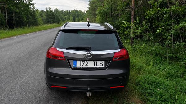 Opel Insignia 2012 in Tapa, with an engine capacity of 0.00 L and mileage of 415 thousand km for 2800 €, photo 3 on AUTOMOTO.COM.LV