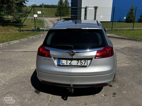 Opel Insignia 2012 in Siauliai, with an engine capacity of 2.00 L and mileage of 248 thousand km for 2350 €, photo 5 on AUTOMOTO.COM.LV