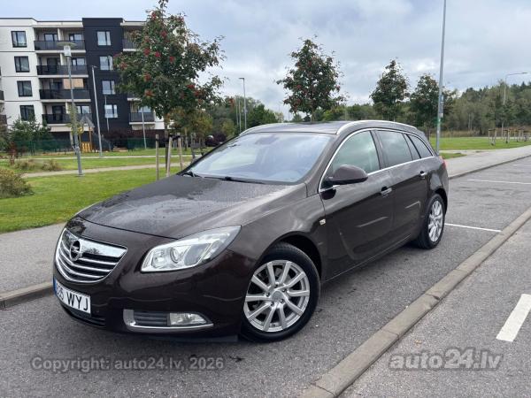Opel Insignia 2012 in Tallinn, with an engine capacity of 2.00 L and mileage of 333 thousand km for 3299 €, photo 4 on AUTOMOTO.COM.LV