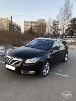 Opel Insignia 2013 in Vilnius, with an engine capacity of 2.00 L and mileage of 344 thousand km for 2100 €, photo  on AUTOMOTO.COM.LV