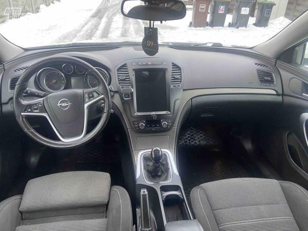 Opel Insignia 2013 in Klaipeda, with an engine capacity of 1.30 L and mileage of 300 thousand km for 2450 €, photo 6 on AUTOMOTO.COM.LV