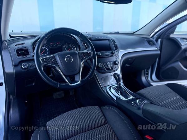 Opel Insignia 2013 in Tallinn, with an engine capacity of 2.00 L and mileage of 341 thousand km for 2999 €, photo 11 on AUTOMOTO.COM.LV