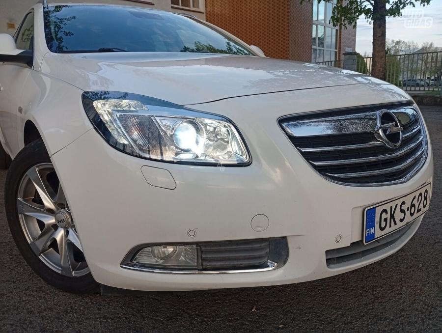 Opel Insignia 2013 in Vilnius, with an engine capacity of 2.00 L and mileage of 325 thousand km for 3300 €, photo 8 on AUTOMOTO.COM.LV