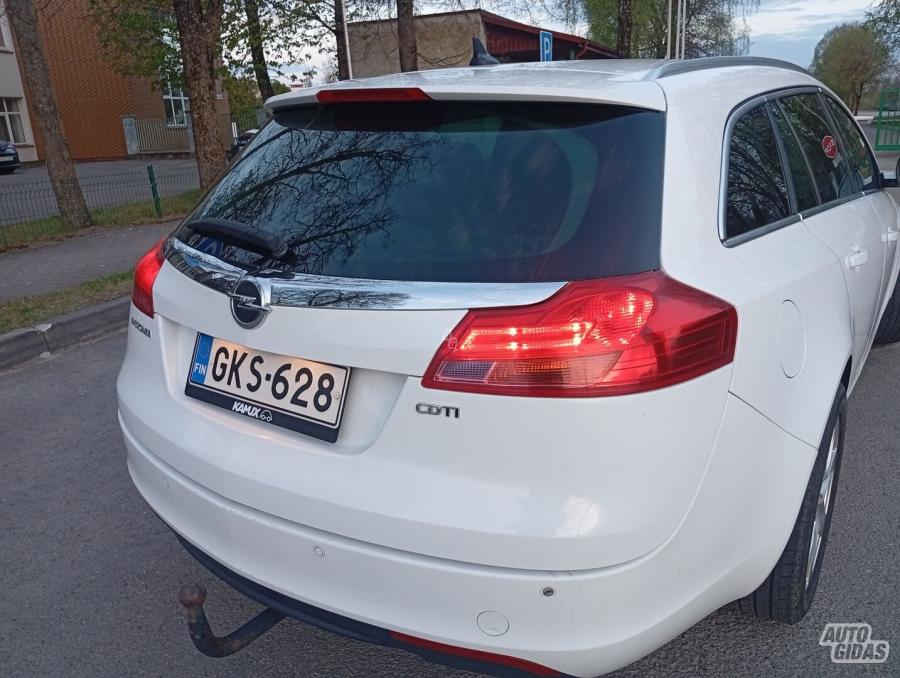 Opel Insignia 2013 in Vilnius, with an engine capacity of 2.00 L and mileage of 325 thousand km for 3300 €, photo 9 on AUTOMOTO.COM.LV