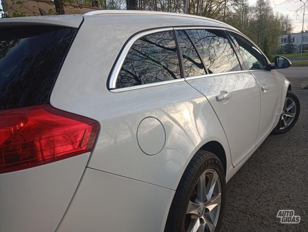 Opel Insignia 2013 in Vilnius, with an engine capacity of 2.00 L and mileage of 325 thousand km for 3300 €, photo 10 on AUTOMOTO.COM.LV