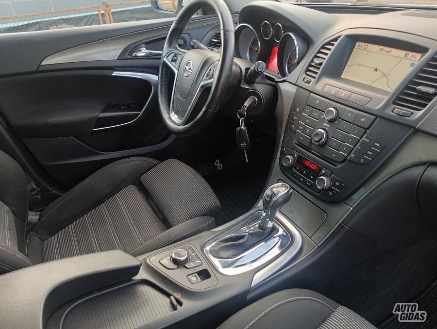 Opel Insignia 2013 in Vilnius, with an engine capacity of 2.00 L and mileage of 325 thousand km for 3300 €, photo 21 on AUTOMOTO.COM.LV
