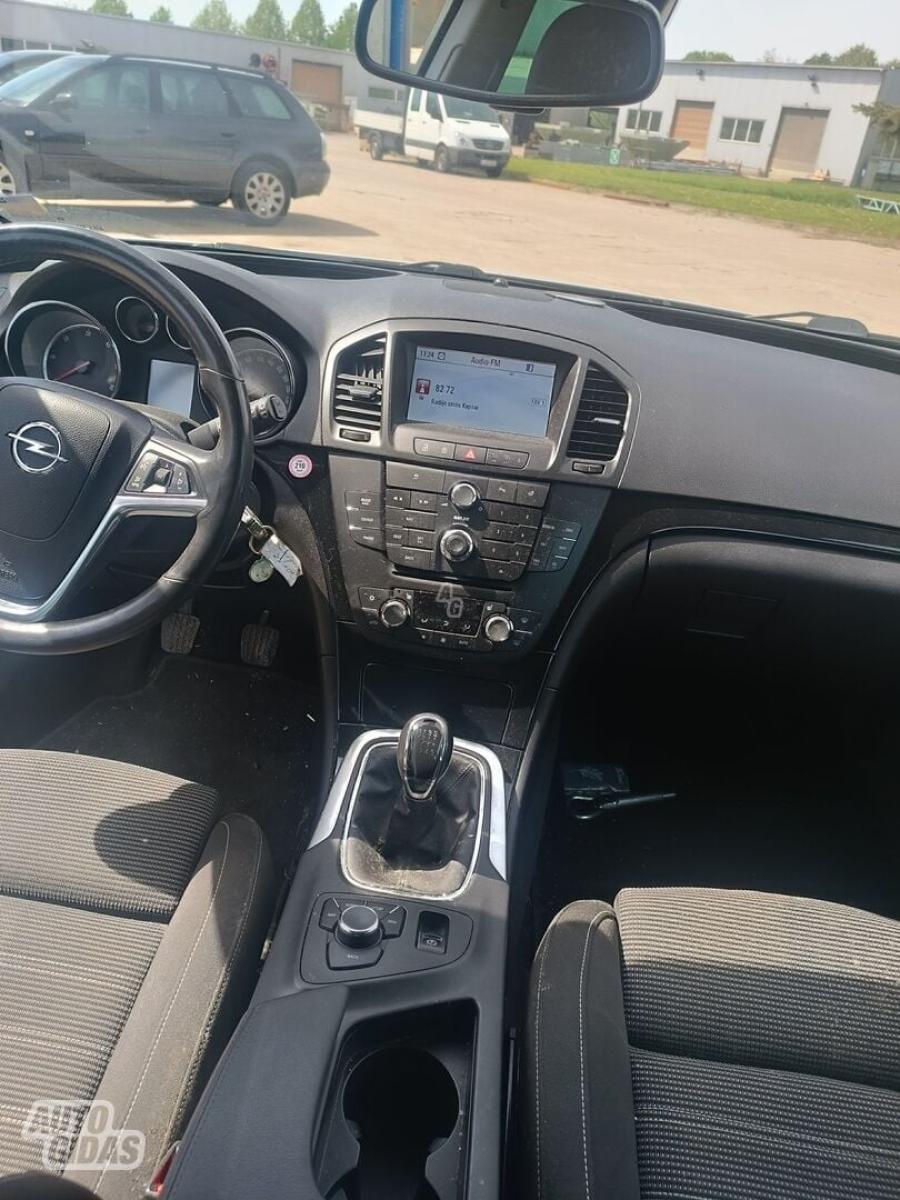 Opel Insignia 2013 in Marijampole, with an engine capacity of 2.00 L and mileage of 209 thousand km for 2499 €, photo 6 on AUTOMOTO.COM.LV