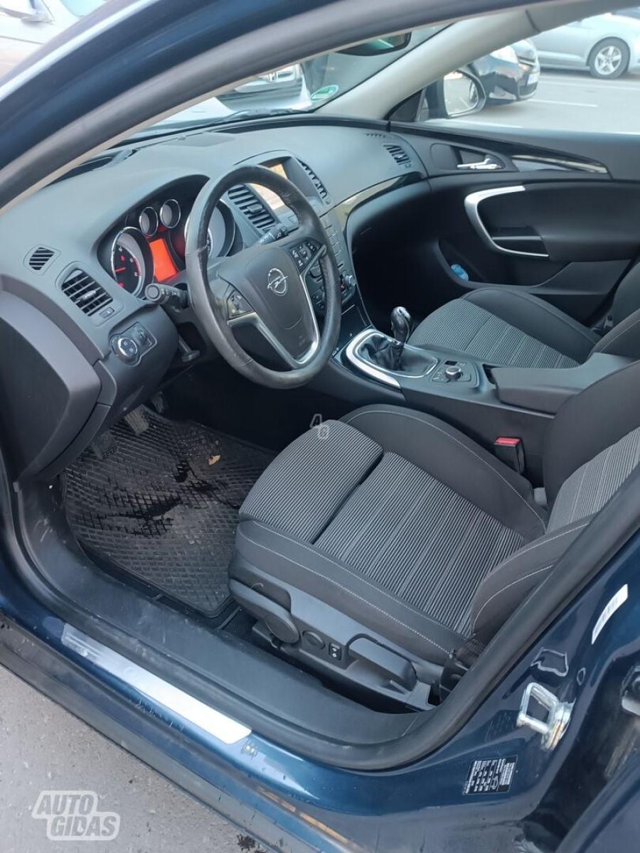 Opel Insignia 2013 in Marijampole, with an engine capacity of 2.00 L and mileage of 209 thousand km for 2499 €, photo 20 on AUTOMOTO.COM.LV