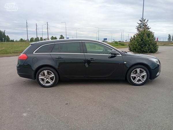 Opel Insignia 2013 in Vilnius, with an engine capacity of 2.00 L and mileage of 354 thousand km for 3900 €, photo 8 on AUTOMOTO.COM.LV