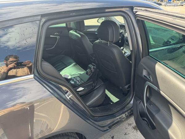 Opel Insignia 2013 in Kaunas, with an engine capacity of 2.00 L and mileage of 350 thousand km for 5100 €, photo 7 on AUTOMOTO.COM.LV
