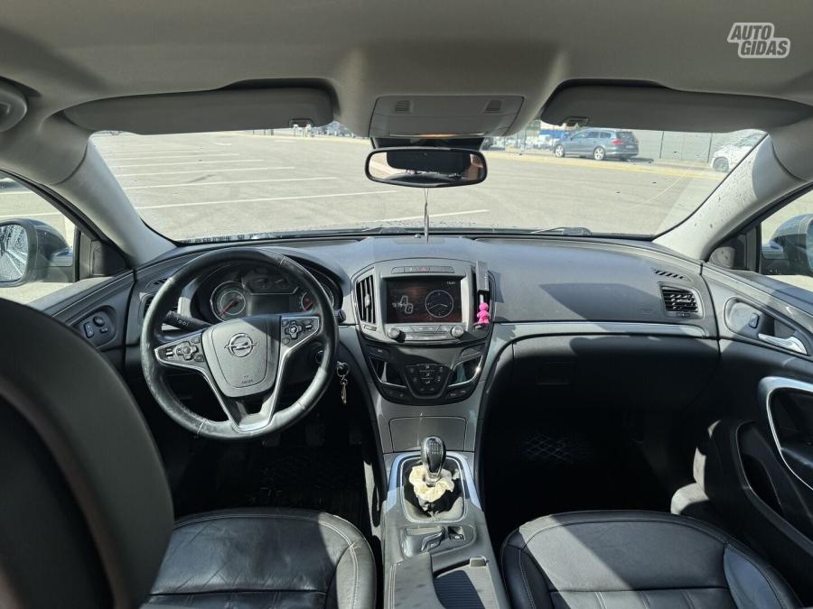 Opel Insignia 2013 in Kaunas, with an engine capacity of 2.00 L and mileage of 350 thousand km for 5100 €, photo 12 on AUTOMOTO.COM.LV