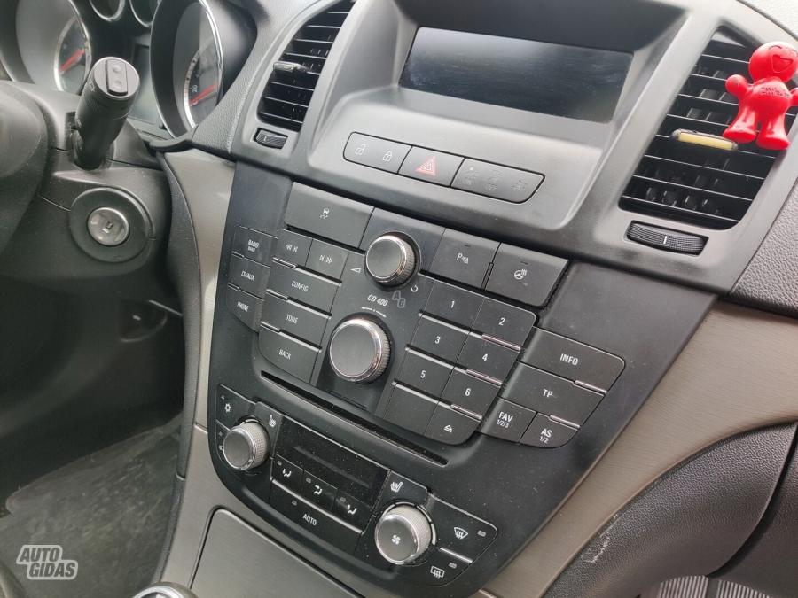 Opel Insignia 2013 Šauļi, ar dzinēja tilpumu 2.00 L un nobraukumu 220 tūkst. km par 3100 €, foto 10 vietnē AUTOMOTO.COM.LV
