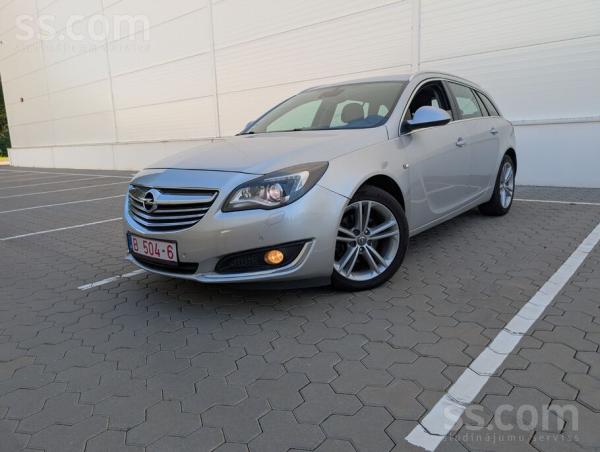 Opel Insignia 2013 in Riga, with an engine capacity of 2.00 L and mileage of 245 thousand km for 4990 €, photo 3 on AUTOMOTO.COM.LV