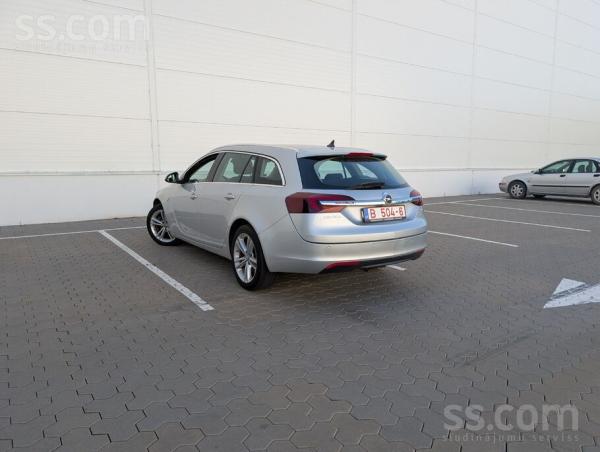 Opel Insignia 2013 in Riga, with an engine capacity of 2.00 L and mileage of 245 thousand km for 4990 €, photo 7 on AUTOMOTO.COM.LV