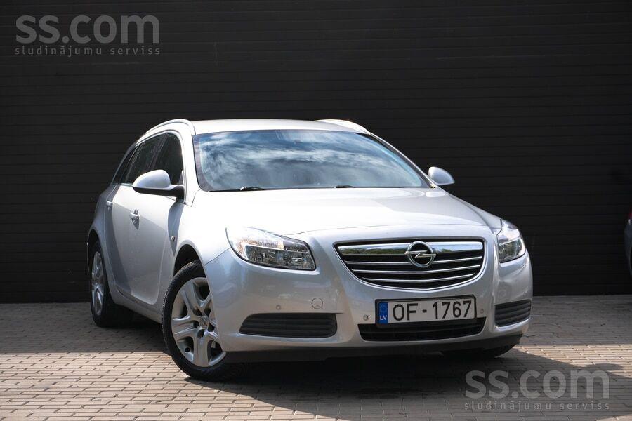 Opel Insignia 2013 in Riga, with an engine capacity of 2.00 L and mileage of 256 thousand km for 4390 €, photo 3 on AUTOMOTO.COM.LV