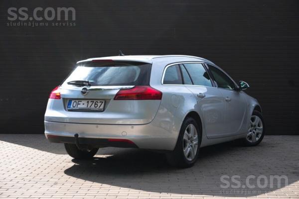 Opel Insignia 2013 Rīga, ar dzinēja tilpumu 2.00 L un nobraukumu 256 tūkst. km par 4390 €, foto 3 vietnē AUTOMOTO.COM.LV