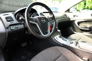 Opel Insignia 2013 in Riga, with an engine capacity of 2.00 L and mileage of 256 thousand km for 4390 €, photo 7 on AUTOMOTO.COM.LV