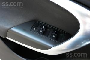 Opel Insignia 2013 in Riga, with an engine capacity of 2.00 L and mileage of 256 thousand km for 4390 €, photo 16 on AUTOMOTO.COM.LV