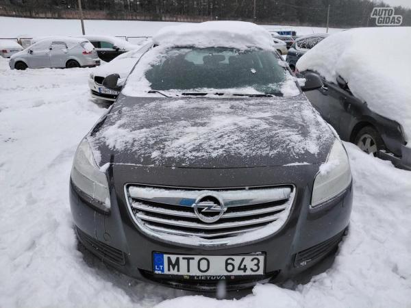 Opel Insignia 2013 in Vilnius, with an engine capacity of 2.00 L and mileage of 348 thousand km for 3100 €, photo 2 on AUTOMOTO.COM.LV