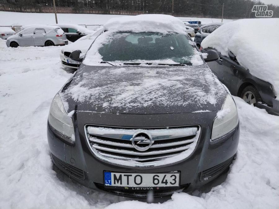 Opel Insignia 2013 in Vilnius, with an engine capacity of 2.00 L and mileage of 348 thousand km for 3100 €, photo 3 on AUTOMOTO.COM.LV