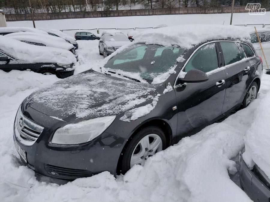 Opel Insignia 2013 in Vilnius, with an engine capacity of 2.00 L and mileage of 348 thousand km for 3100 €, photo 4 on AUTOMOTO.COM.LV