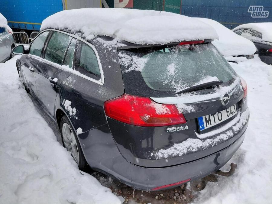 Opel Insignia 2013 in Vilnius, with an engine capacity of 2.00 L and mileage of 348 thousand km for 3100 €, photo 5 on AUTOMOTO.COM.LV