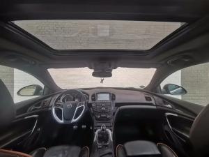 Opel Insignia 2013 in Riga, with an engine capacity of 2.00 L and mileage of 216 thousand km for 5590 €, photo 8 on AUTOMOTO.COM.LV