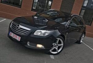 Opel Insignia 2013 in Riga, with an engine capacity of 2.00 L and mileage of 216 thousand km for 5590 €, photo 13 on AUTOMOTO.COM.LV