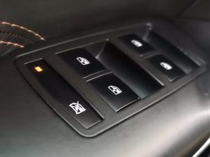 Opel Insignia 2013 in Riga, with an engine capacity of 2.00 L and mileage of 216 thousand km for 5590 €, photo 19 on AUTOMOTO.COM.LV