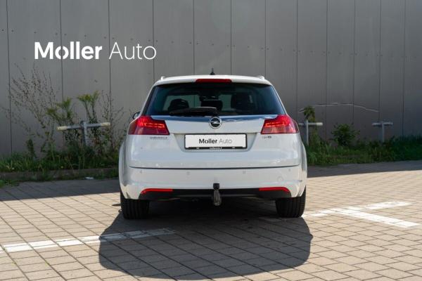 Opel Insignia 2013 in Vilnius, with an engine capacity of 2.00 L and mileage of 205 thousand km for 5000 €, photo 6 on AUTOMOTO.COM.LV