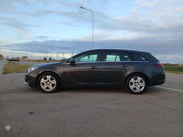 Opel Insignia 2014 in Marijampole, with an engine capacity of 2.00 L and mileage of 214 thousand km for 5150 €, photo 3 on AUTOMOTO.COM.LV