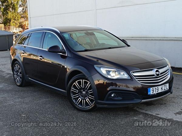 Opel Insignia 2014 in Valga, with an engine capacity of 2.00 L and mileage of 219 thousand km for 7490 €, photo 1 on AUTOMOTO.COM.LV