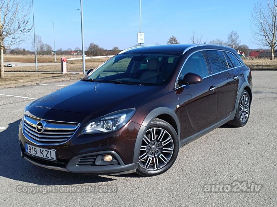 Opel Insignia 2014 in Valga, with an engine capacity of 2.00 L and mileage of 219 thousand km for 7490 €, photo 2 on AUTOMOTO.COM.LV