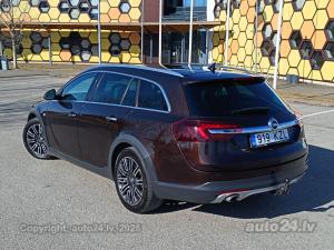 Opel Insignia 2014 in Valga, with an engine capacity of 2.00 L and mileage of 219 thousand km for 7490 €, photo 4 on AUTOMOTO.COM.LV