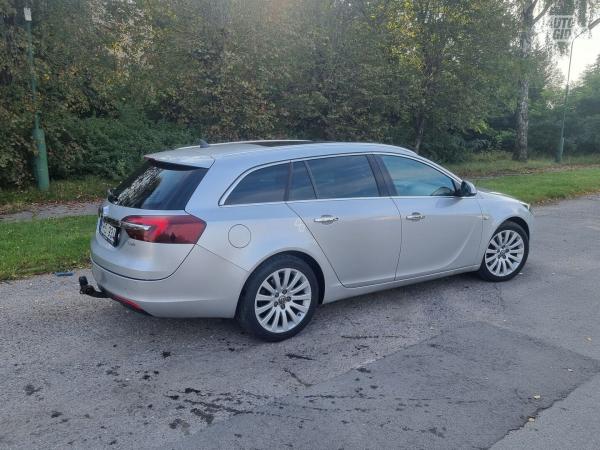 Opel Insignia 2014 in Gargzdai, with an engine capacity of 2.00 L and mileage of 354 thousand km for 6400 €, photo 10 on AUTOMOTO.COM.LV