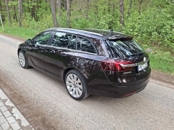 Opel Insignia 2014 in Ukmerge, with an engine capacity of 2.00 L and mileage of 238 thousand km for 4850 €, photo 5 on AUTOMOTO.COM.LV