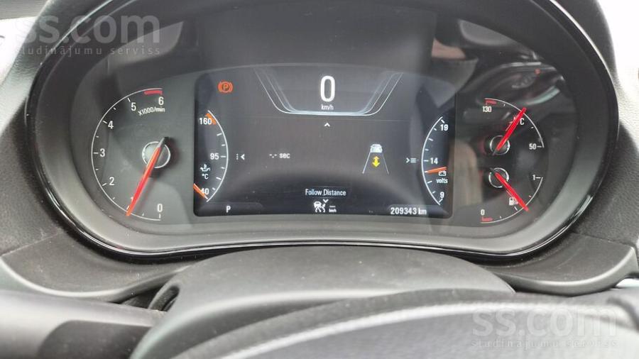 Opel Insignia 2014 in Valmiera, with an engine capacity of 2.00 L and mileage of 209 thousand km for 6700 €, photo 13 on AUTOMOTO.COM.LV