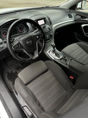Opel Insignia 2014 in Valga, with an engine capacity of 2.00 L and mileage of 345 thousand km for 2700 €, photo 7 on AUTOMOTO.COM.LV