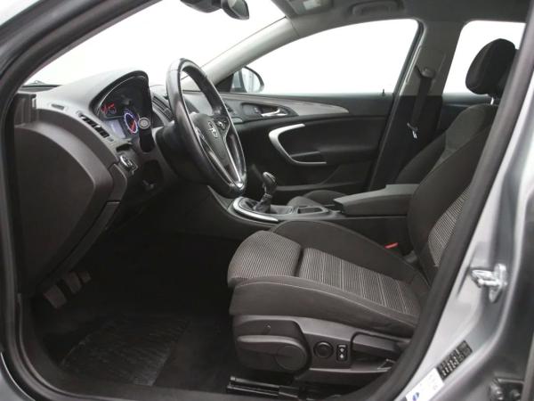 Opel Insignia 2015 Viļņa, ar dzinēja tilpumu 2.00 L un nobraukumu 205 tūkst. km par 6299 €, foto 4 vietnē AUTOMOTO.COM.LV