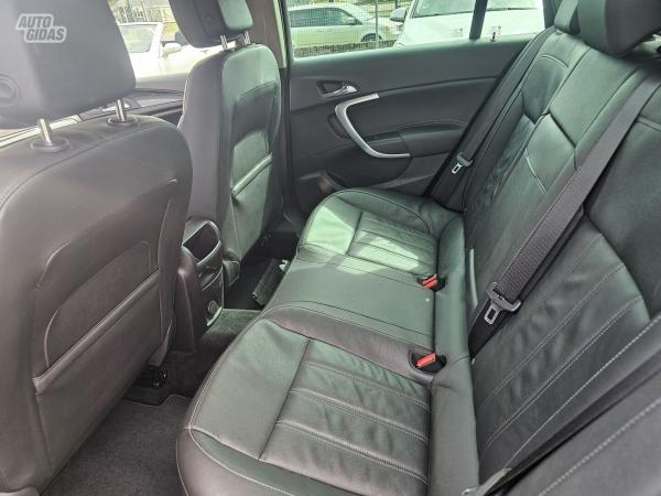 Opel Insignia 2015 in Kaunas, with an engine capacity of 2.00 L and mileage of 298 thousand km for 5555 €, photo 7 on AUTOMOTO.COM.LV