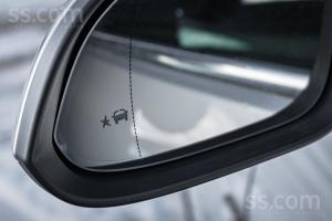 Opel Insignia 2015 in Riga, with an engine capacity of 2.00 L and mileage of 0 thousand km for 5995 €, photo 9 on AUTOMOTO.COM.LV