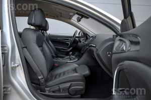 Opel Insignia 2015 in Riga, with an engine capacity of 2.00 L and mileage of 0 thousand km for 5995 €, photo 14 on AUTOMOTO.COM.LV