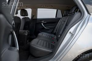 Opel Insignia 2015 in Riga, with an engine capacity of 2.00 L and mileage of 0 thousand km for 5995 €, photo 15 on AUTOMOTO.COM.LV
