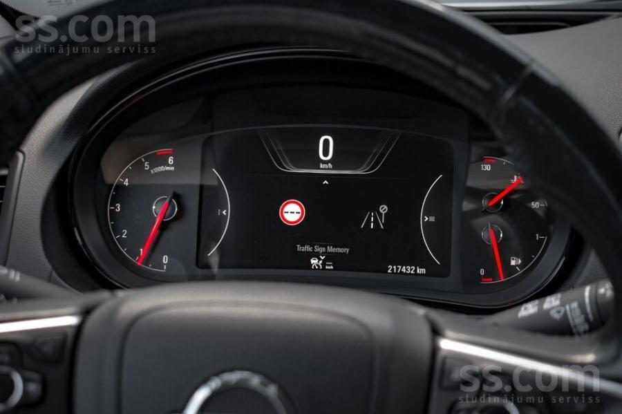 Opel Insignia 2015 in Riga, with an engine capacity of 2.00 L and mileage of 0 thousand km for 5995 €, photo 21 on AUTOMOTO.COM.LV