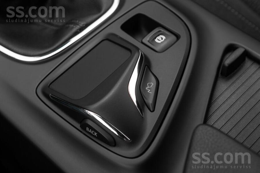Opel Insignia 2015 Rīga, ar dzinēja tilpumu 2.00 L un nobraukumu 231 tūkst. km par 5950 €, foto 23 vietnē AUTOMOTO.COM.LV