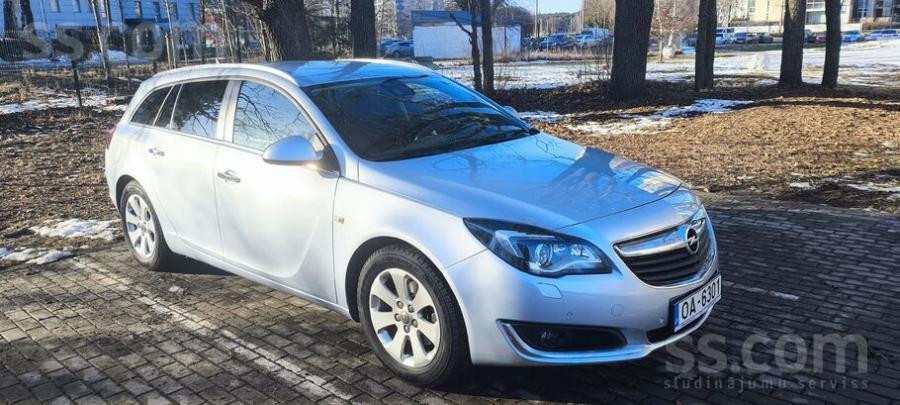 Opel Insignia 2015 in Riga, with an engine capacity of 2.00 L and mileage of 198 thousand km for 6490 €, photo 1 on AUTOMOTO.COM.LV