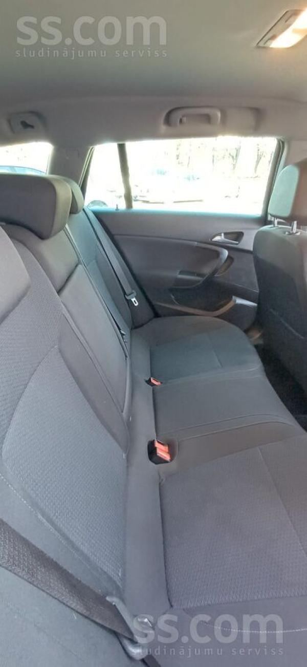 Opel Insignia 2015 in Riga, with an engine capacity of 2.00 L and mileage of 198 thousand km for 6490 €, photo 10 on AUTOMOTO.COM.LV