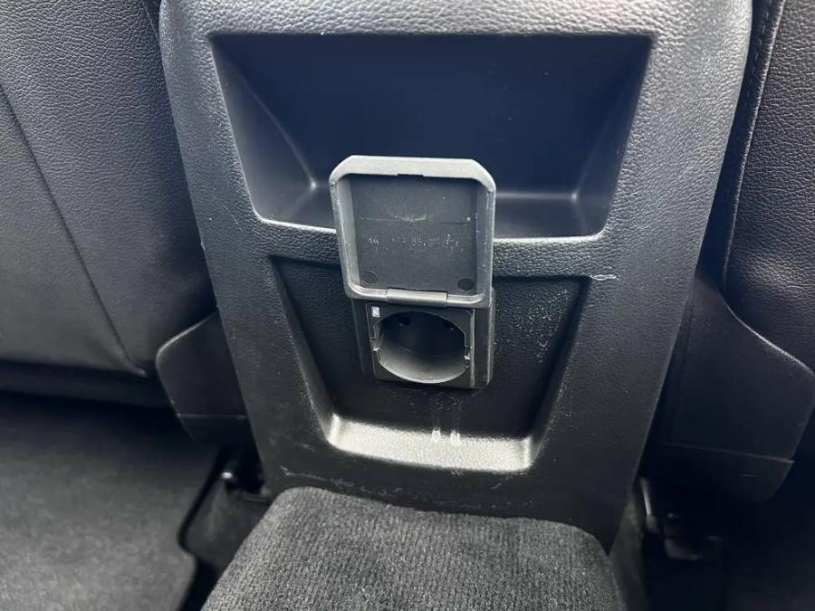 Opel Insignia 2015 Rīga, ar dzinēja tilpumu 2.00 L un nobraukumu 237 tūkst. km par 5750 €, foto 13 vietnē AUTOMOTO.COM.LV