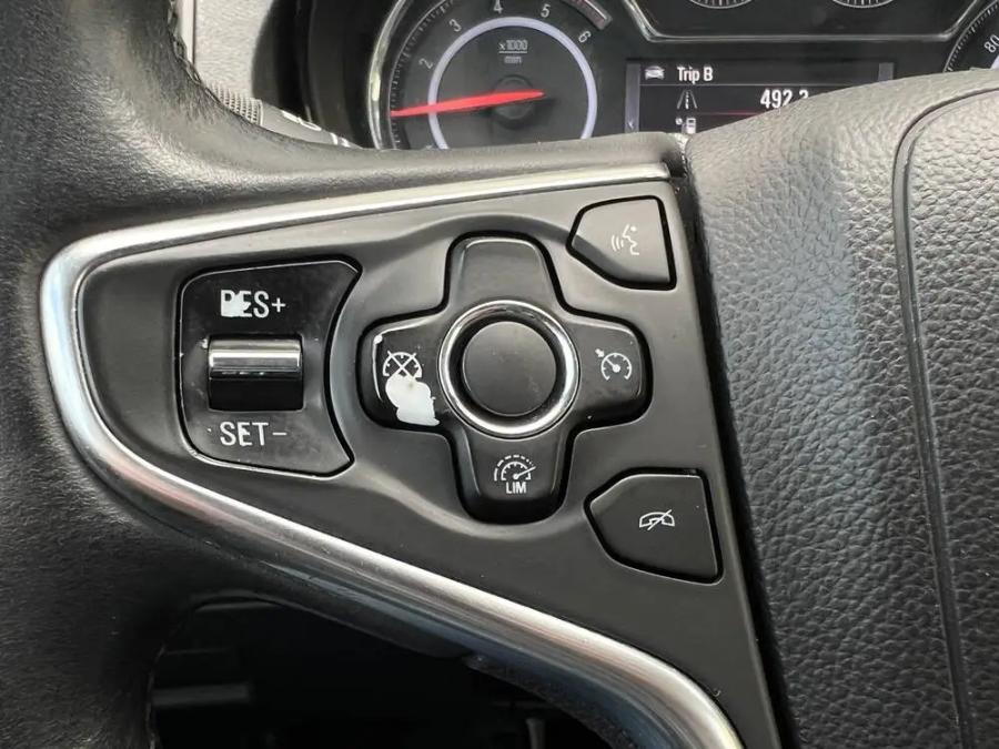Opel Insignia 2015 Rīga, ar dzinēja tilpumu 2.00 L un nobraukumu 237 tūkst. km par 5750 €, foto 21 vietnē AUTOMOTO.COM.LV